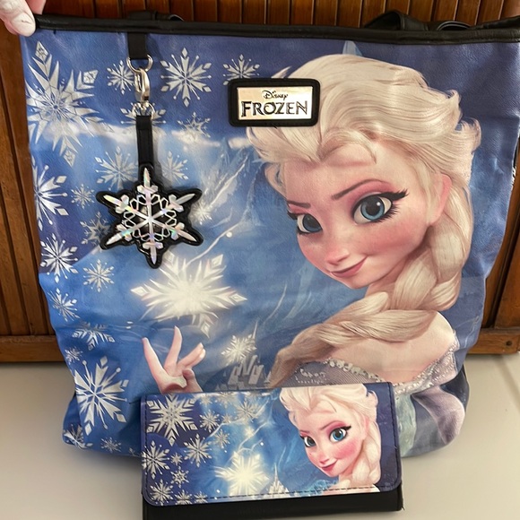 Loungefly | Bags | Loungefly Frozen Tote Set | Poshmark